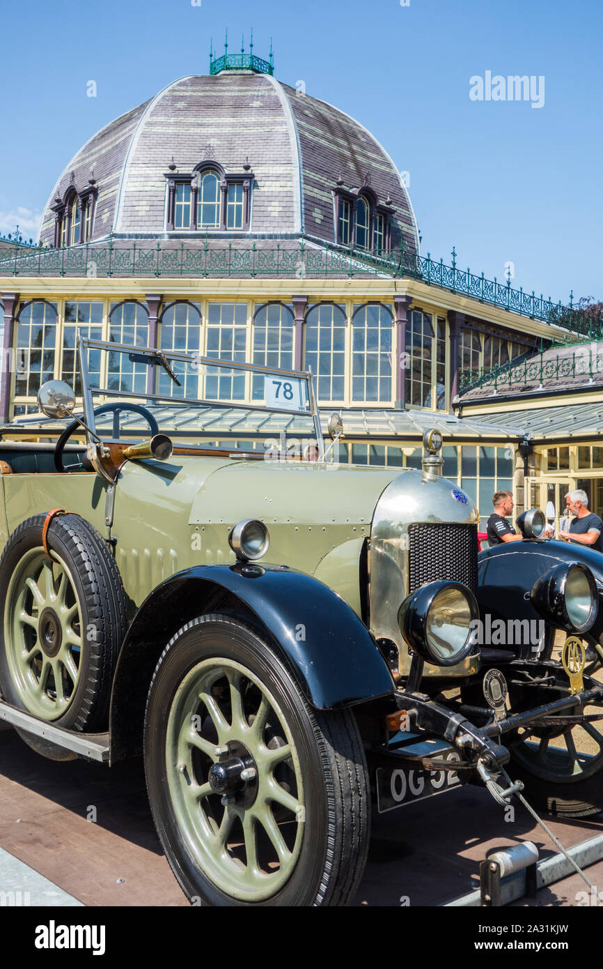 Bullnose Morris classic vintage motorcar after attending a classic car ...