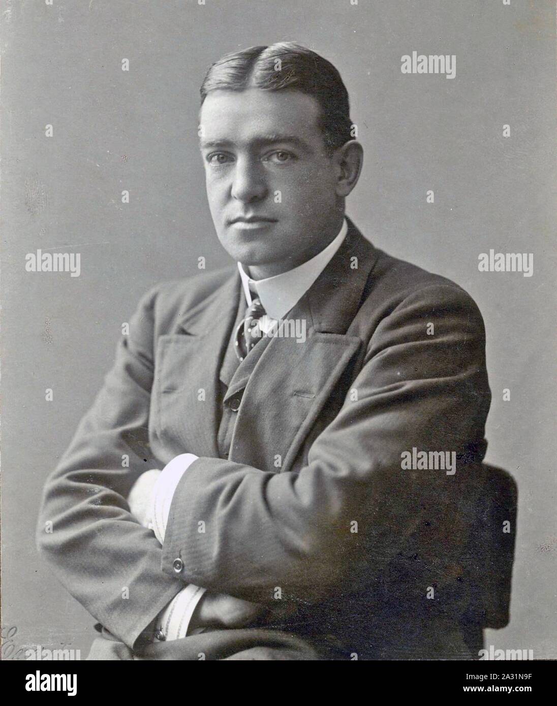 Ernest Shackleton studio portrait Stock Photo - Alamy