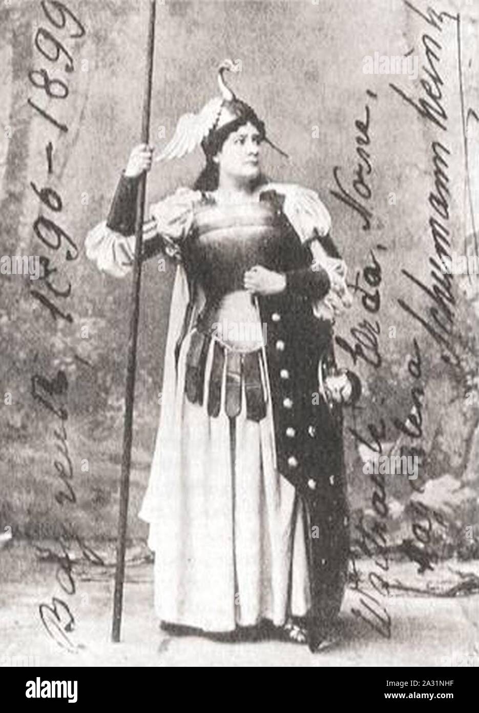 Ernestine schumann heink as waltraute hi-res stock photography and ...