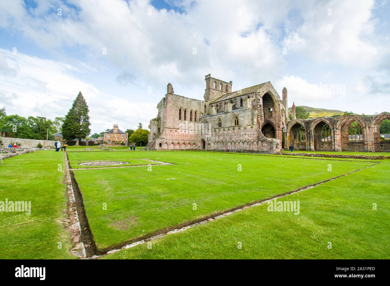 June borders hi-res stock photography and images - Alamy