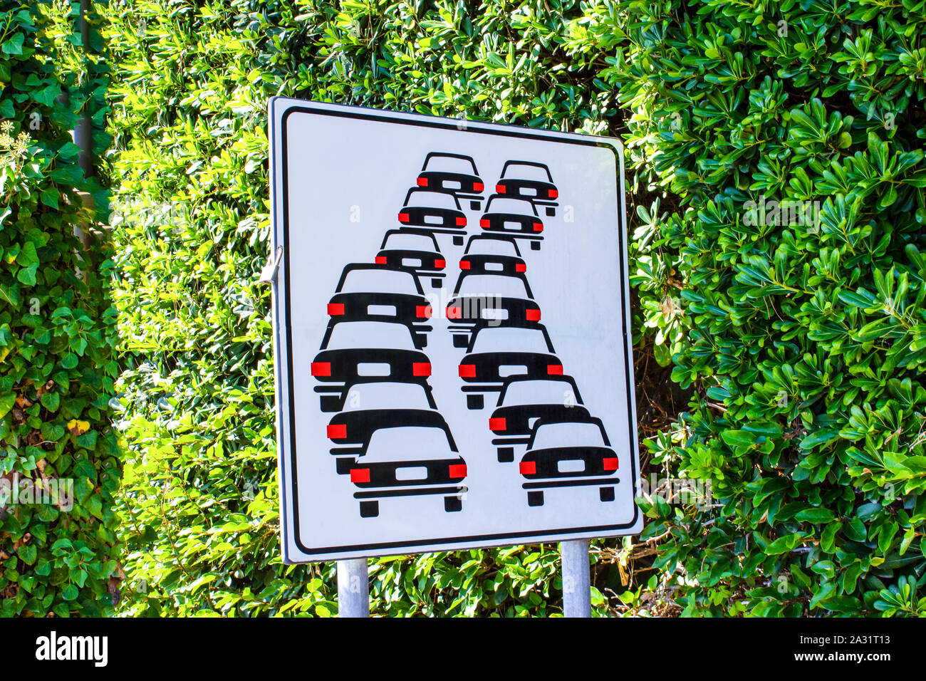 Italian traffic sign. Queues likely on road ahead Stock Photo - Alamy
