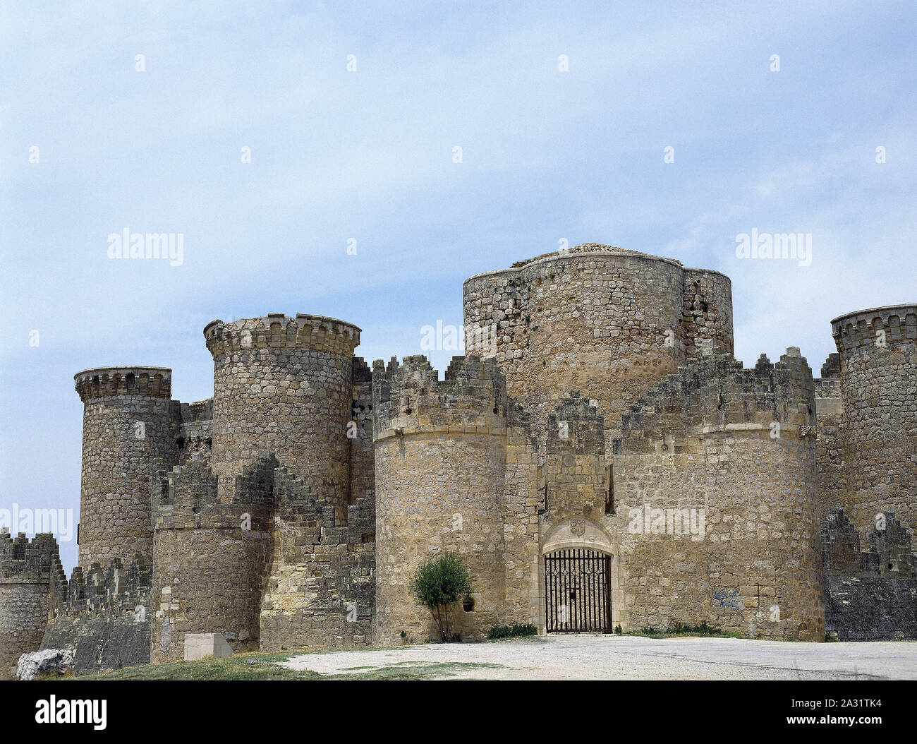 Medieval 15th century castle hi-res stock photography and images - Alamy