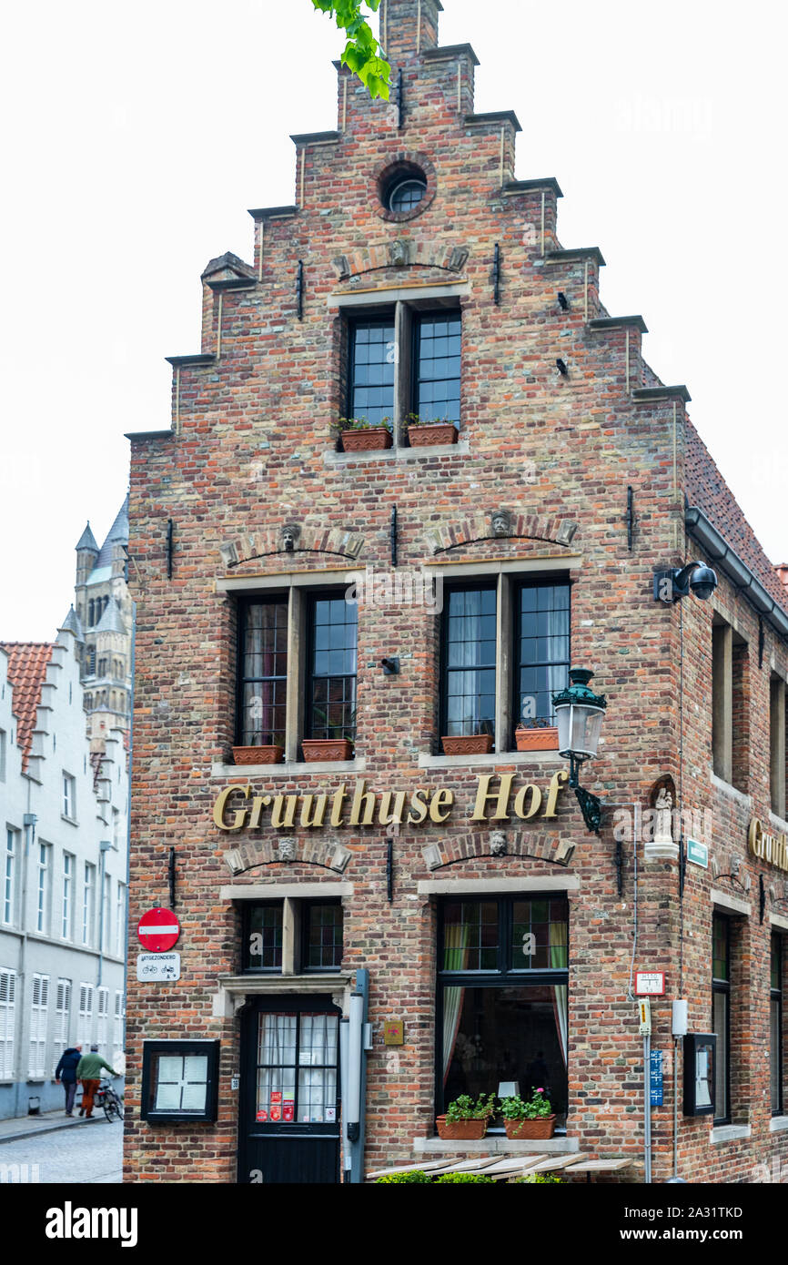Classical belgian building hi-res stock photography and images - Alamy
