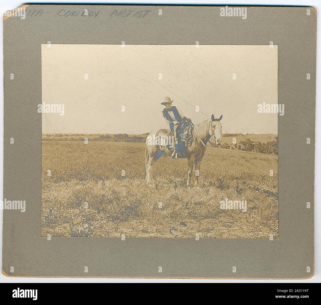 Erwin E. Smith, full-length portrait, facing right, on horseback Stock ...