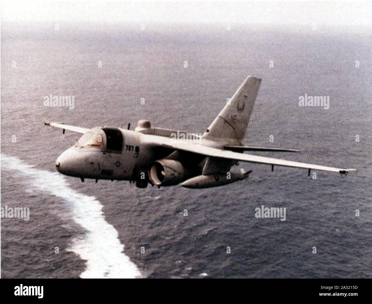ES-3A Shadow of VQ-5 Det.C in flight in 1997 Stock Photo - Alamy