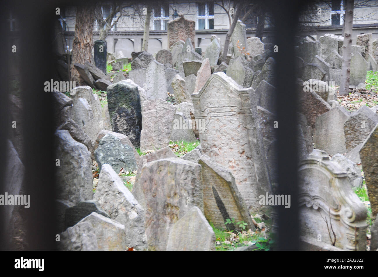 The Jewish cemetery of Prague Stock Photo - Alamy