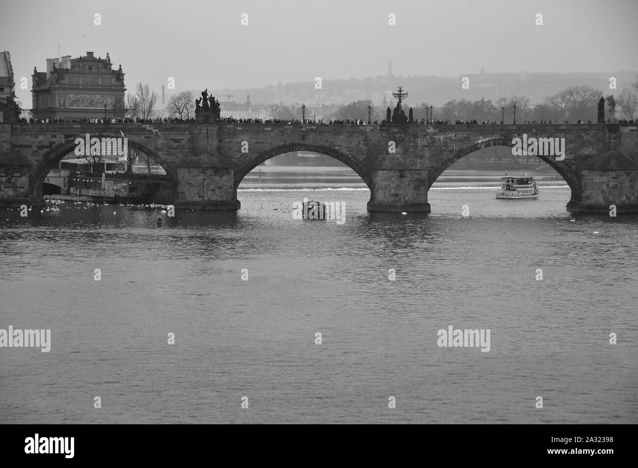 Charles bridge in prague and panorama of prague castle Black and White Stock Photos & Images - Alamy