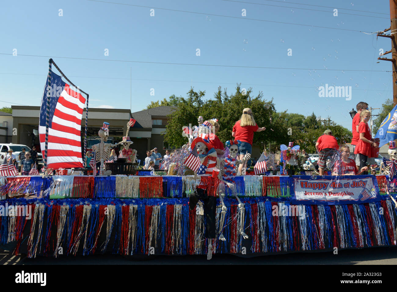 Parade Floats, American flags, Float, July 4, Independence Day, 4th of ...