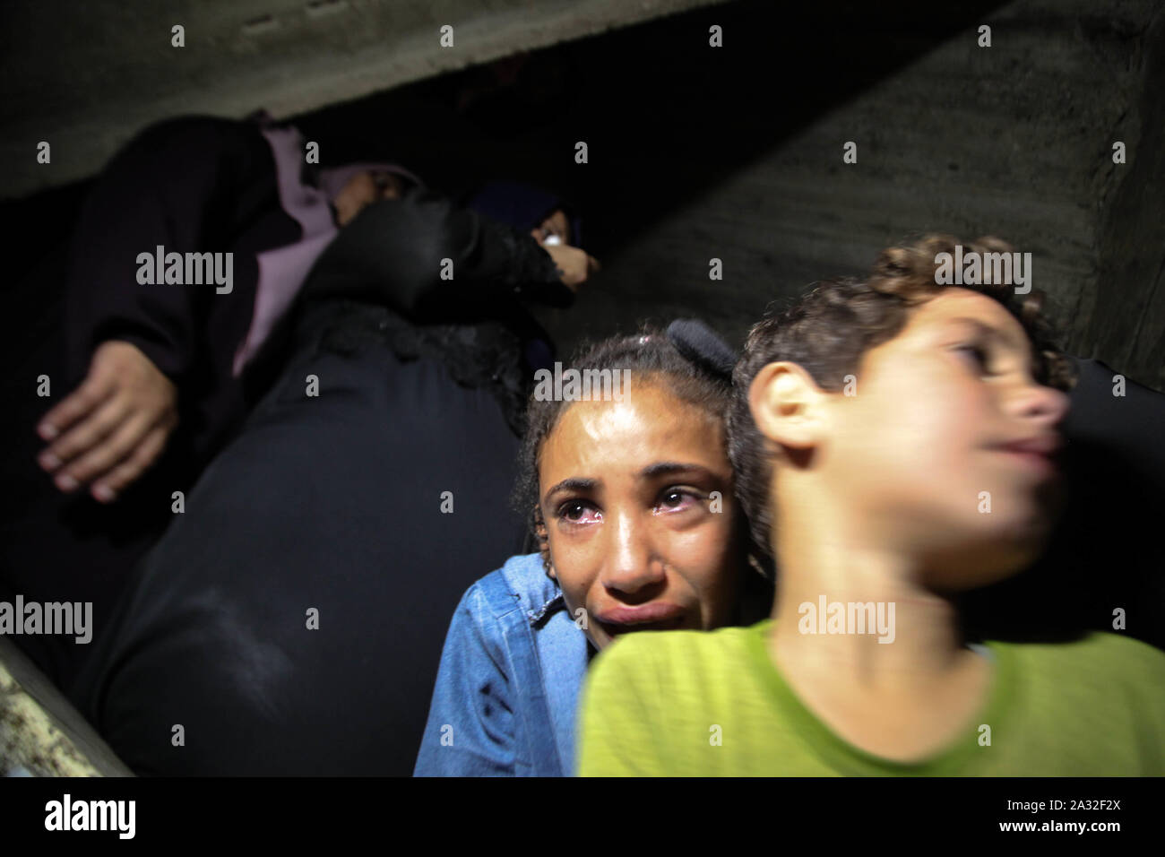 Gaza, Palestine. 04th Oct, 2019. Relatives of Palestinian Alaa Hamdan ...