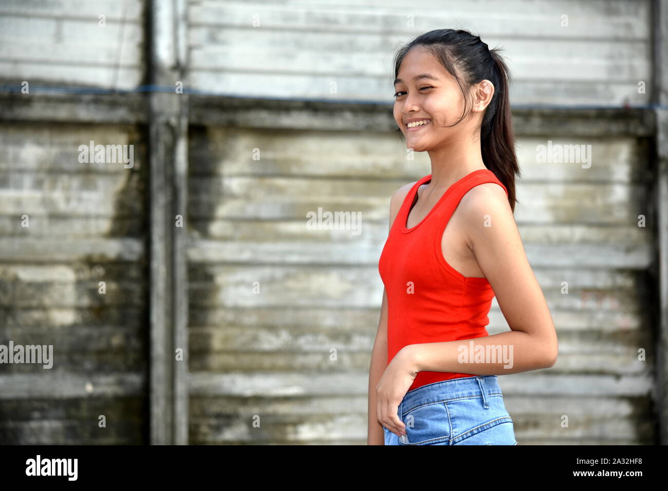 Teen girl slim thin skinny hi-res stock photography and images - Alamy