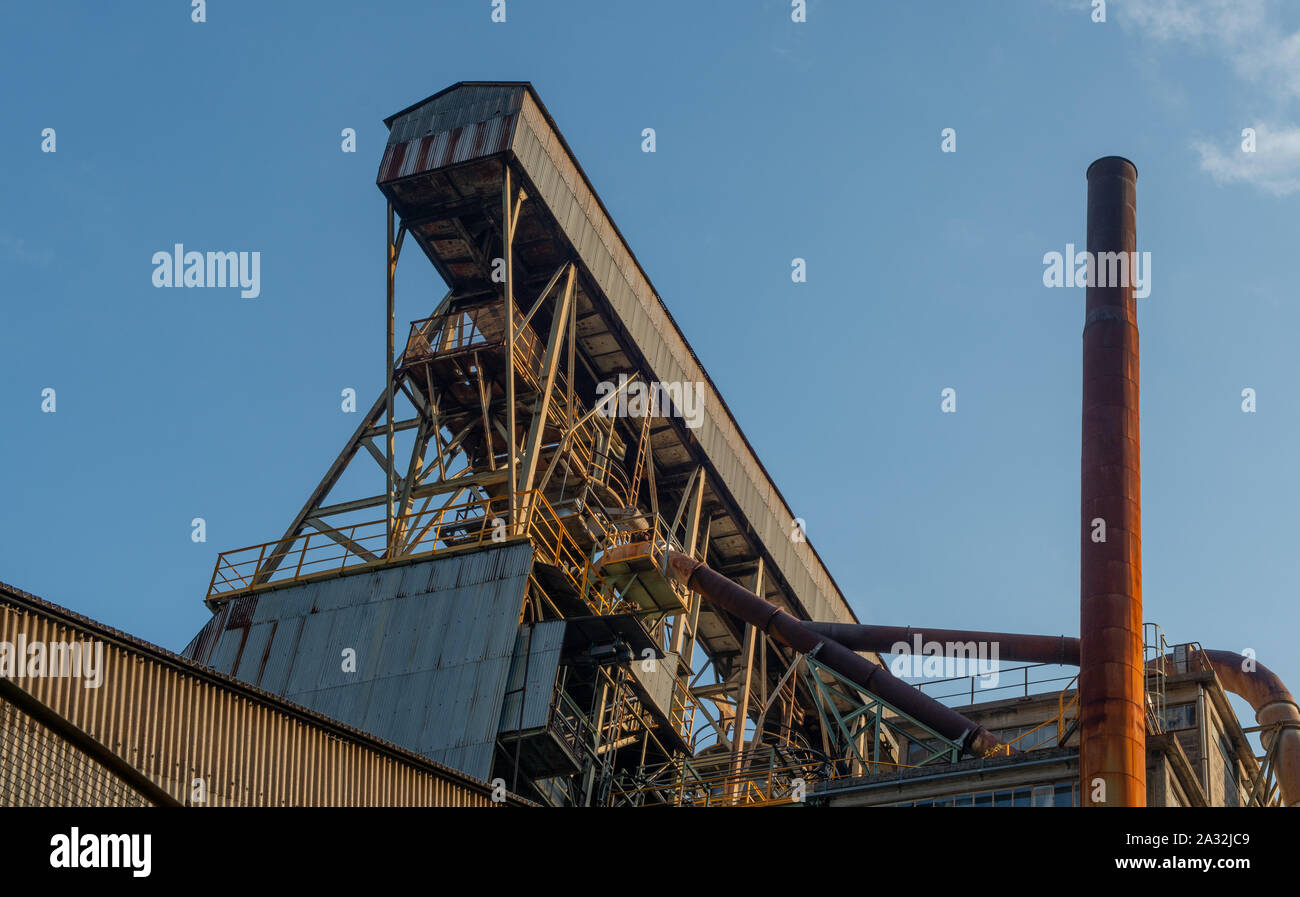 Processing shed hi-res stock photography and images - Alamy