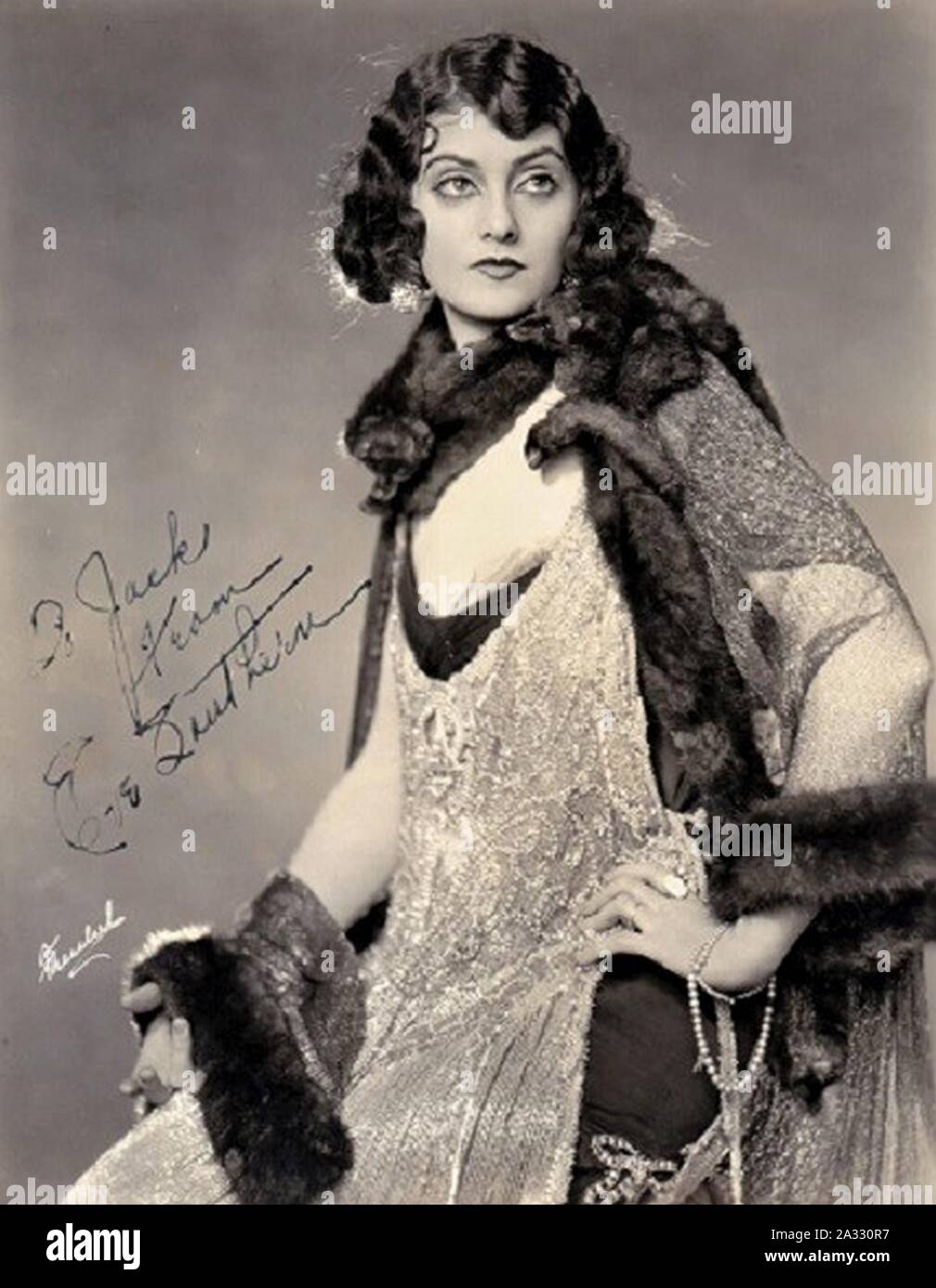 Eve southern hi-res stock photography and images - Alamy