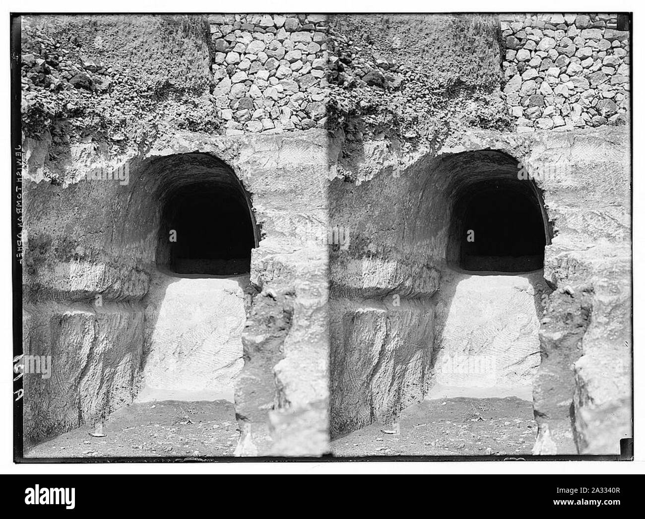 Tomb rock Cut Out Stock Images & Pictures - Alamy