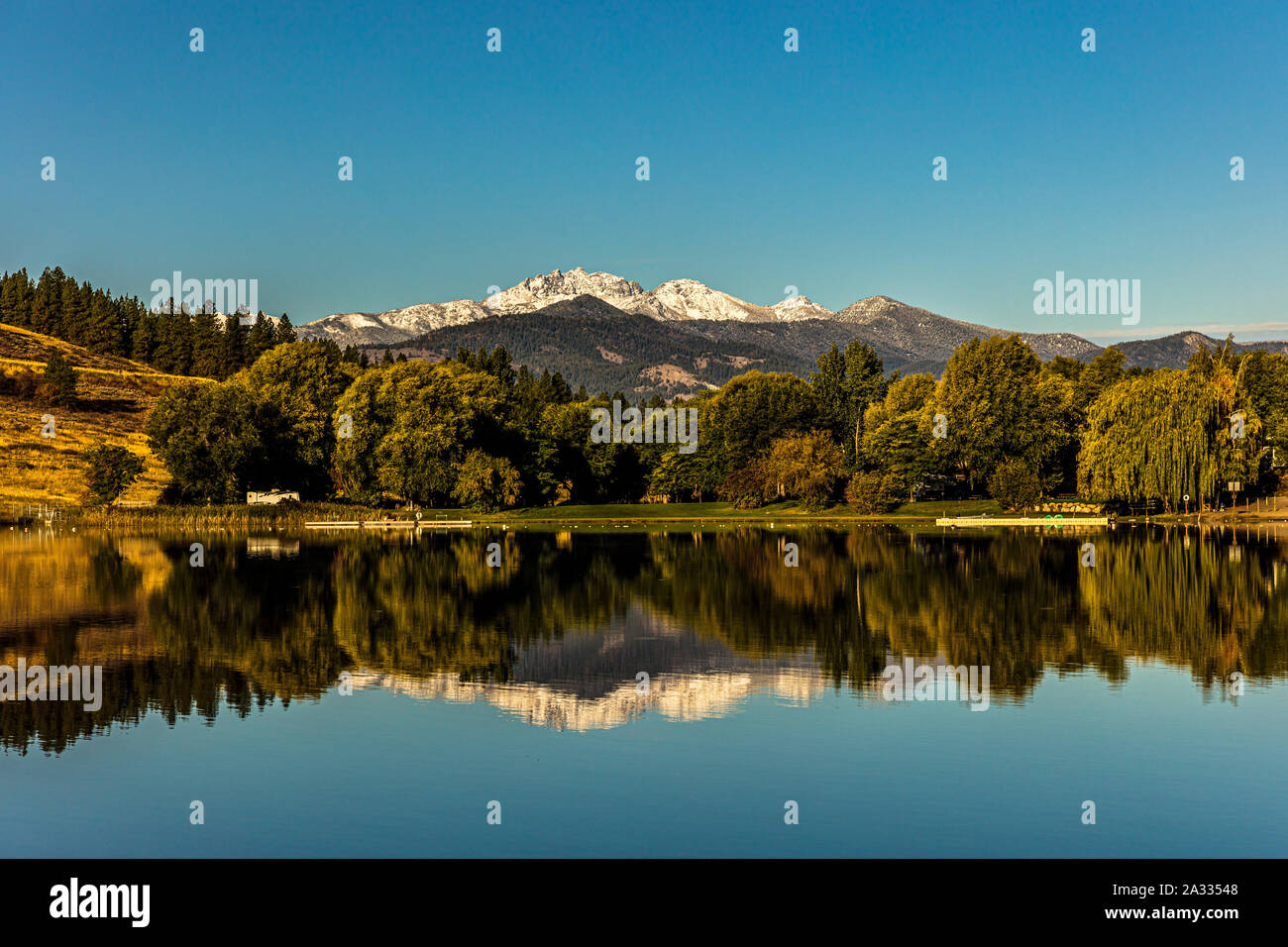 Landscape scene at a lake Stock Photo - Alamy