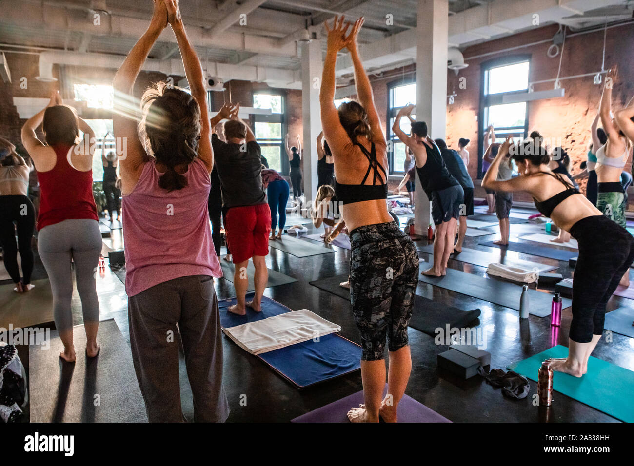 Gym women from behind hi-res stock photography and images - Alamy