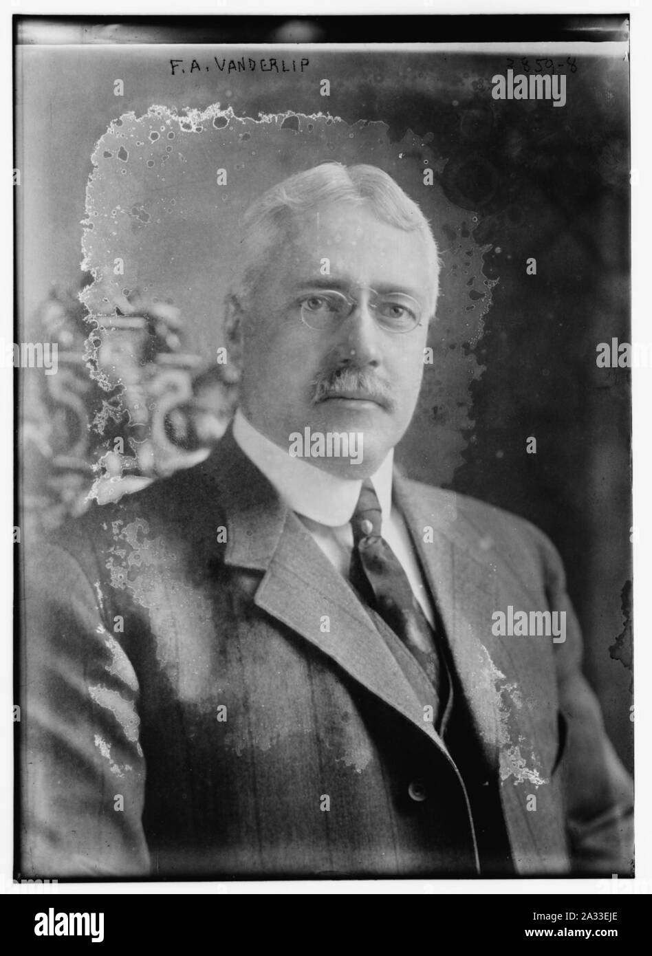 Vanderlip hi-res stock photography and images - Alamy