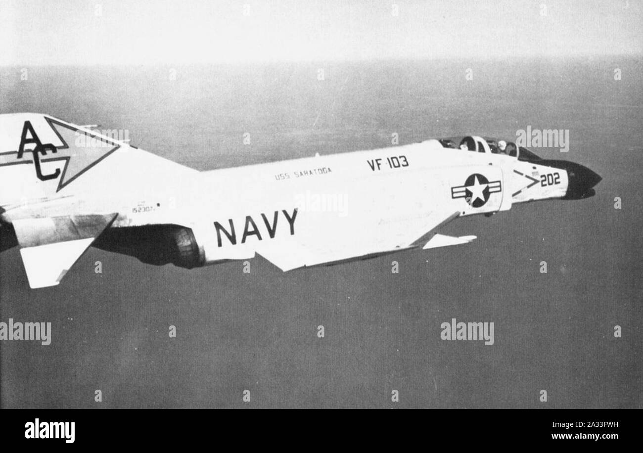 F 4b phantom ii hi-res stock photography and images - Alamy