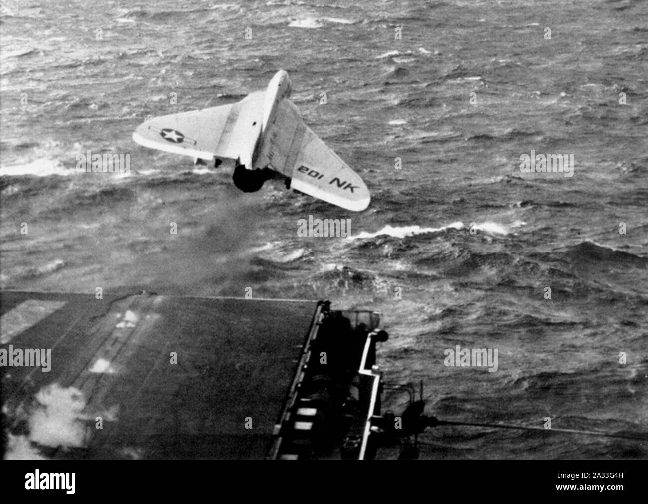 Uss ranger cva 61 hi-res stock photography and images - Alamy