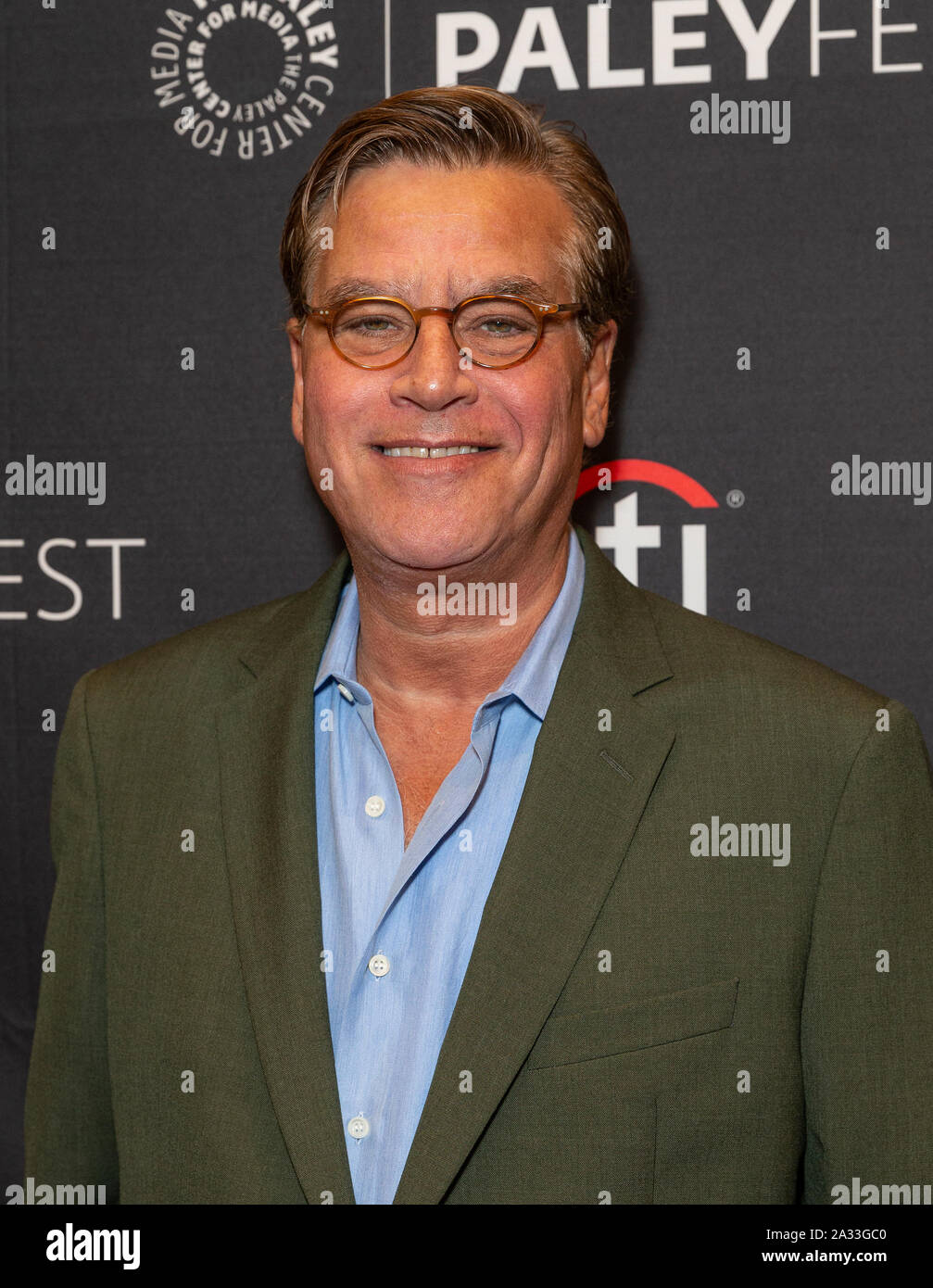 Aaron sorkin west wing hi-res stock photography and images - Alamy