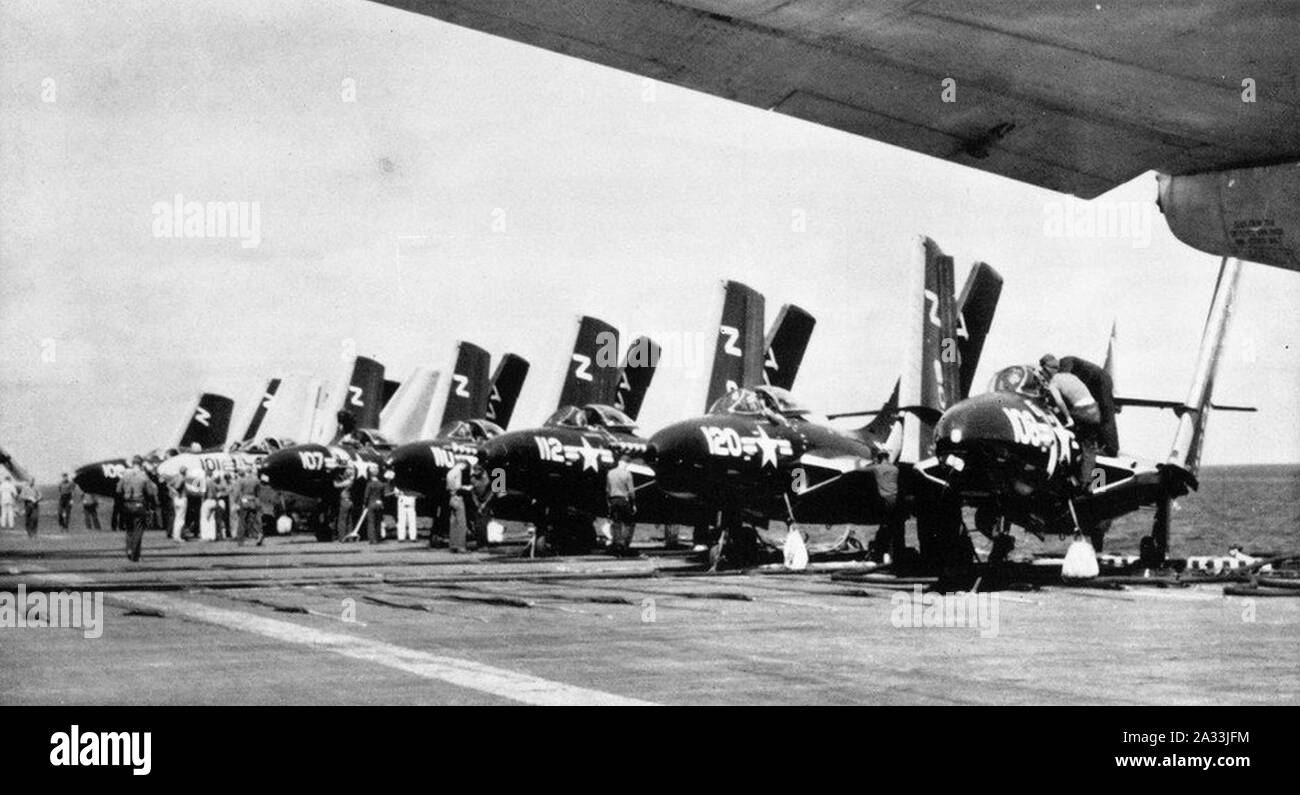 F9F-8 Cougars of VF-91 on USS Kearsarge (CVA-33) c1956 Stock Photo - Alamy