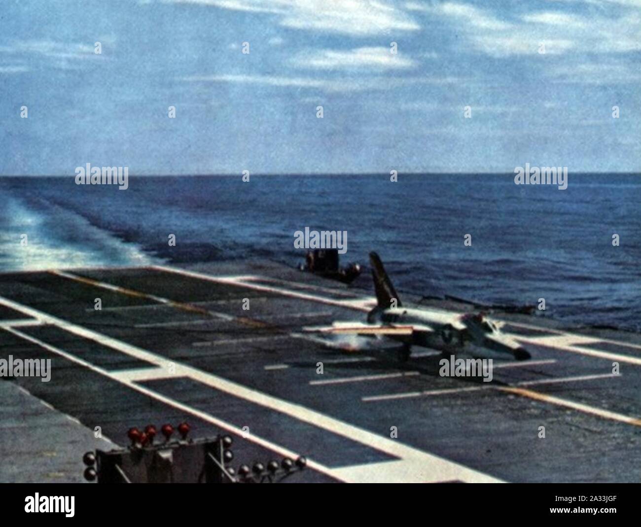 F11F VA-156 landing on USS Shangri-La (CVA-38) 1958 Stock Photo - Alamy