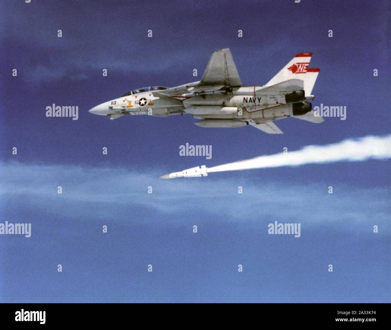 F-14A VF-1 launching AIM-54 Phoenix Stock Photo - Alamy
