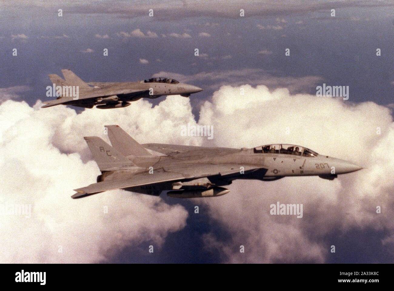 F-14A VF-32 Fleet Ex 90 1 Stock Photo - Alamy