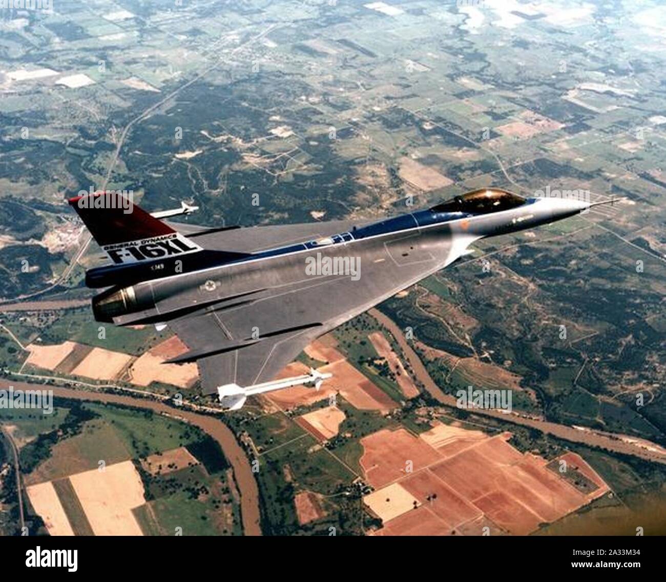 F 16xl hi-res stock photography and images - Alamy
