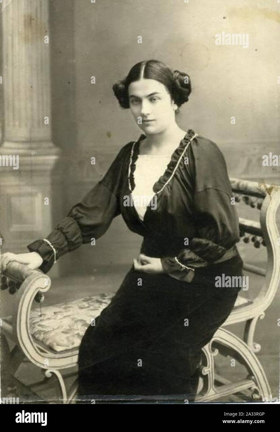 Faina hi-res stock photography and images - Alamy