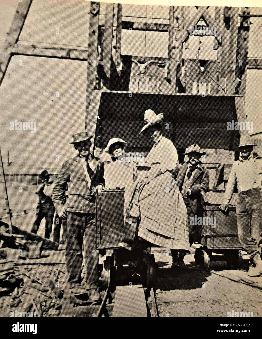 1900s mine hi-res stock photography and images - Alamy