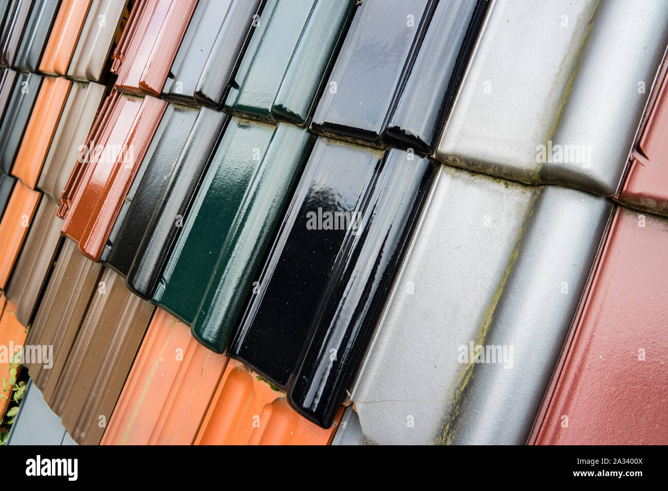 Roof tile pattern Stock Photo - Alamy