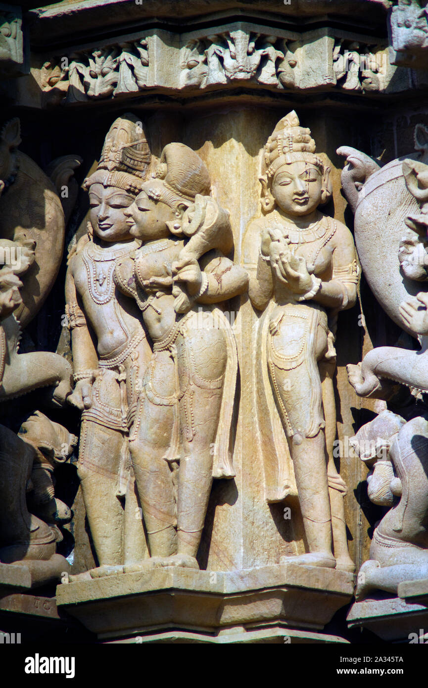 Carving of Hindu god and goddesses Stock Photo - Alamy