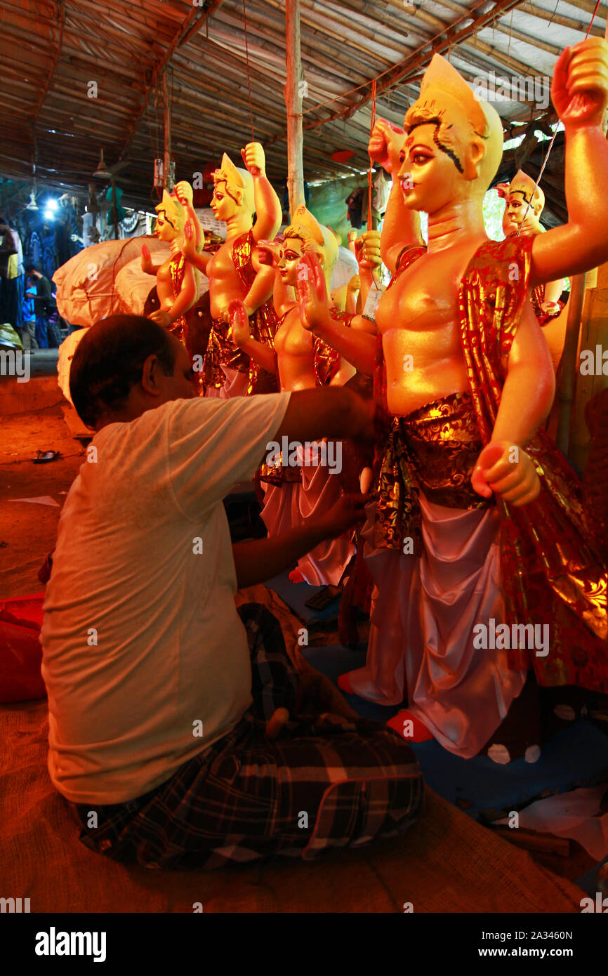 Durga Idol Making Stock Photo - Alamy