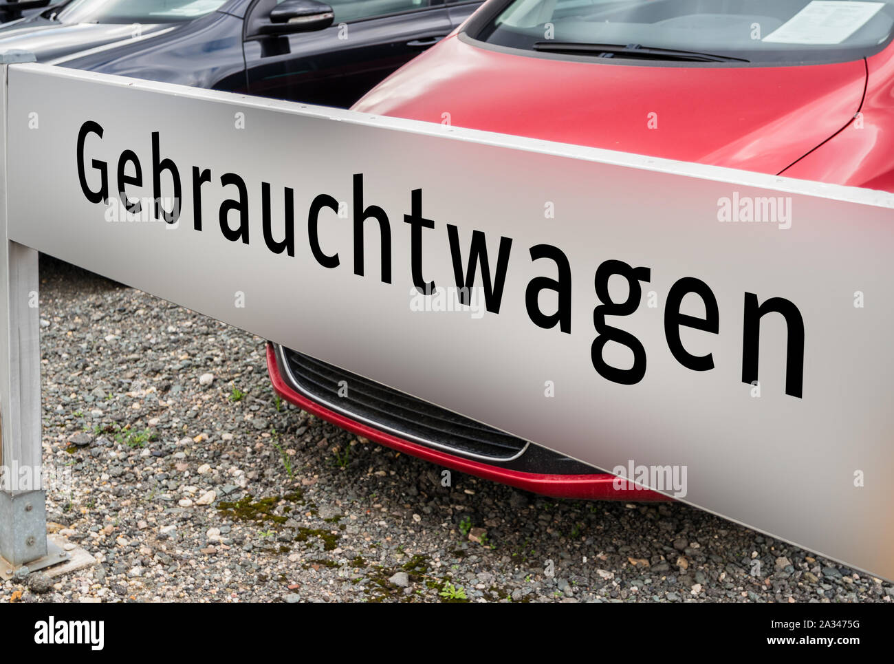 Car dealership sign used cars Stock Photo - Alamy