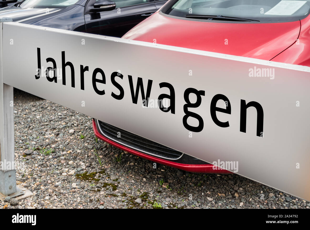 Car dealership sign Annual Car Stock Photo - Alamy