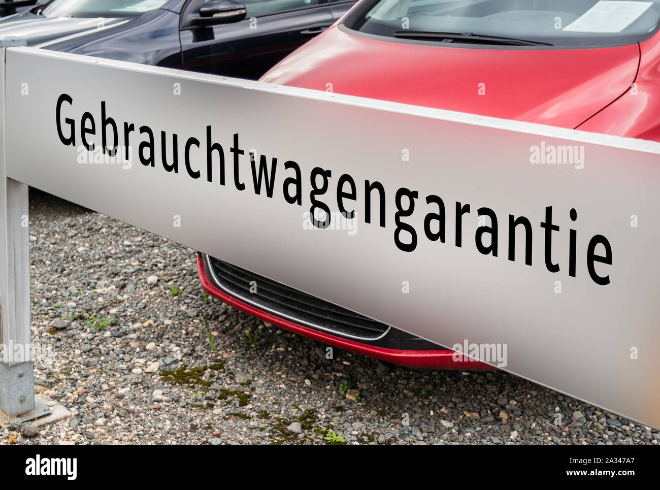 Used car search hi-res stock photography and images - Alamy