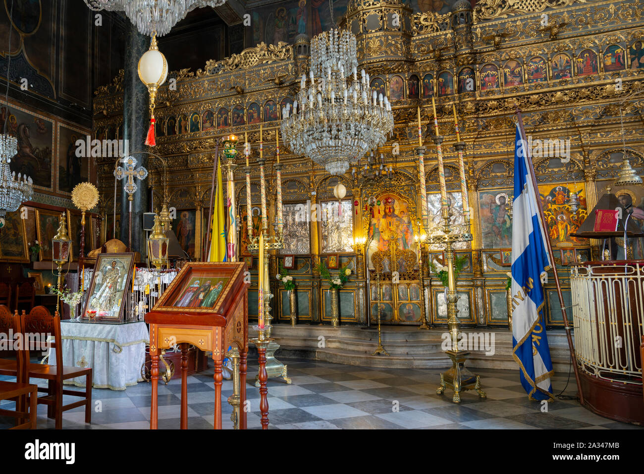 Decorative interior of beautiful Greek Orthodox church golden wall ...