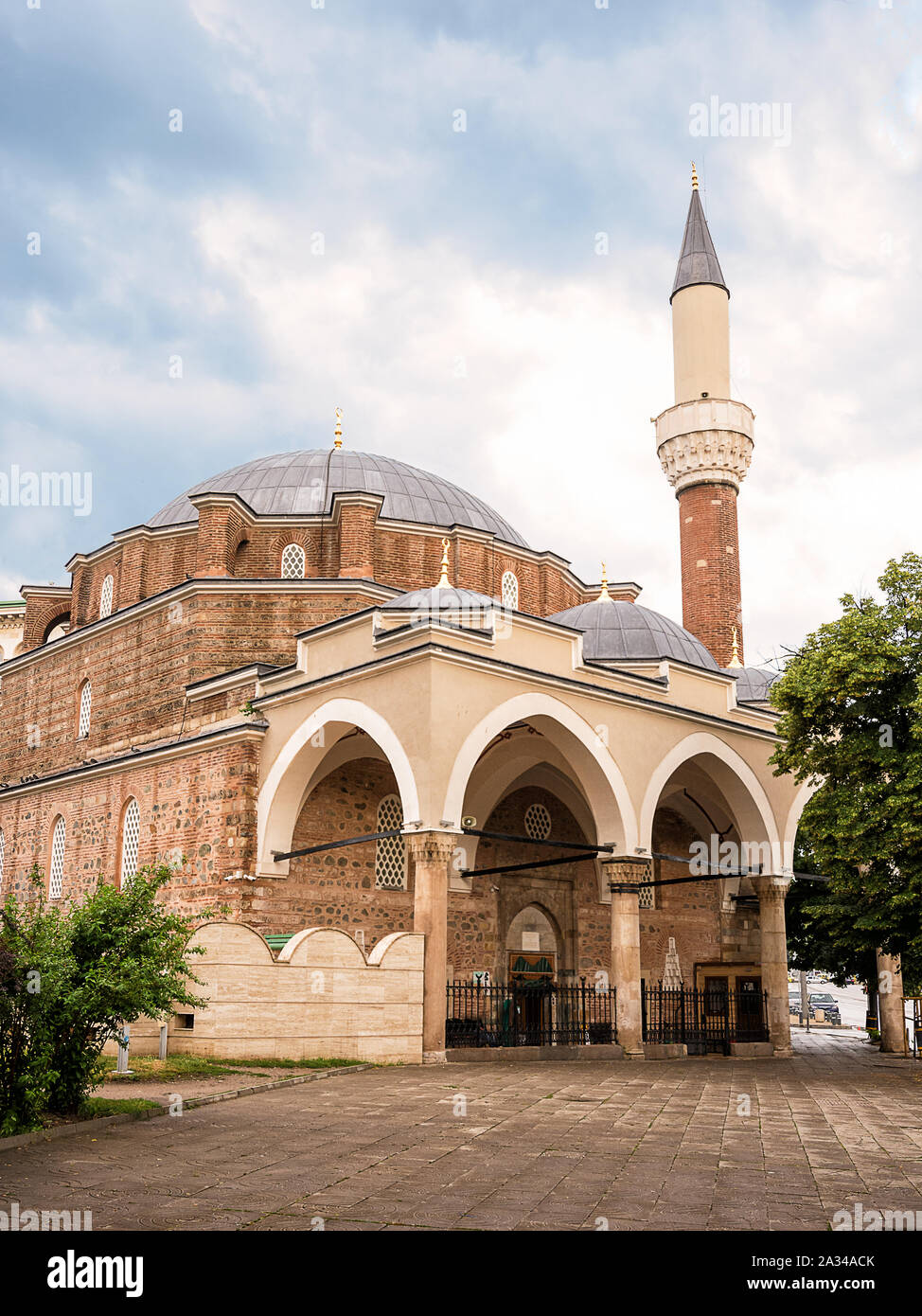 Ottoman mosque Banya Bashi in Sofia, Bulgaria Stock Photo - Alamy