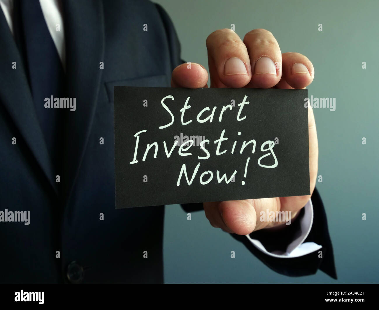Invest start hi-res stock photography and images - Alamy