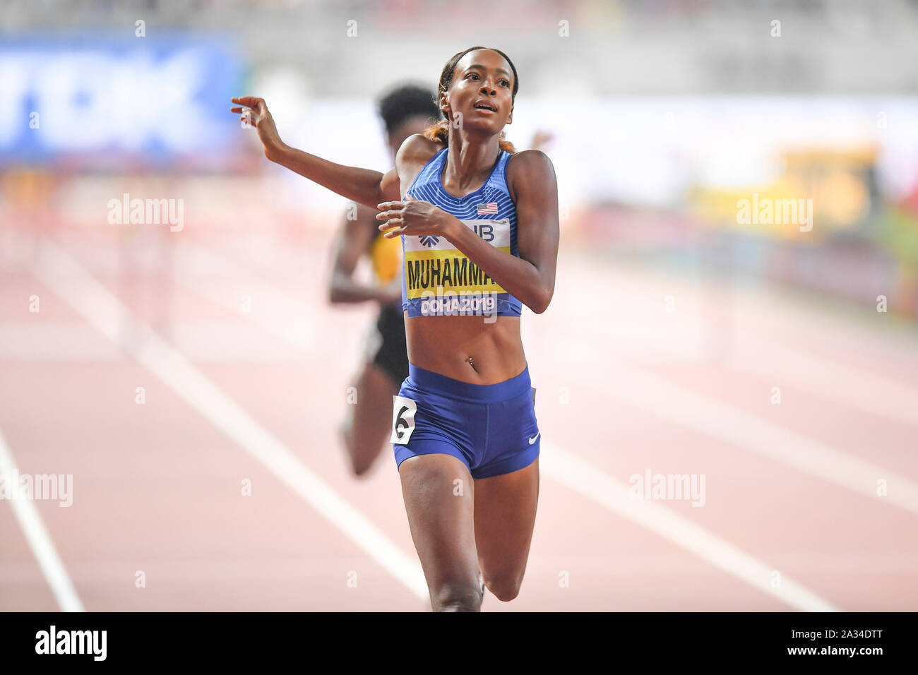 Dalilah Muhammad (USA) breaks the world record of 400 metres hurdles in ...