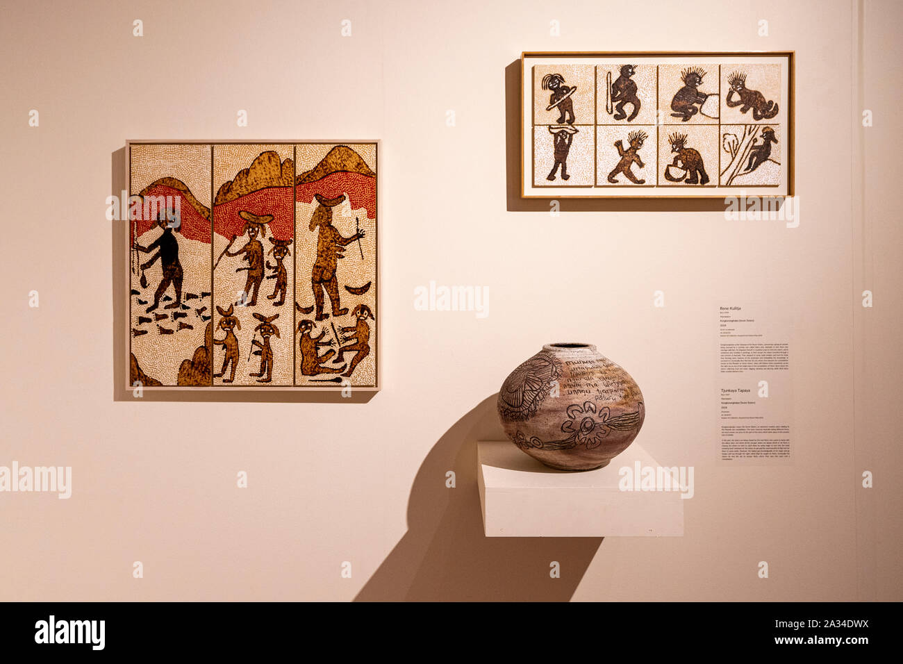 Aboriginal dot painting hi-res stock photography and images - Alamy