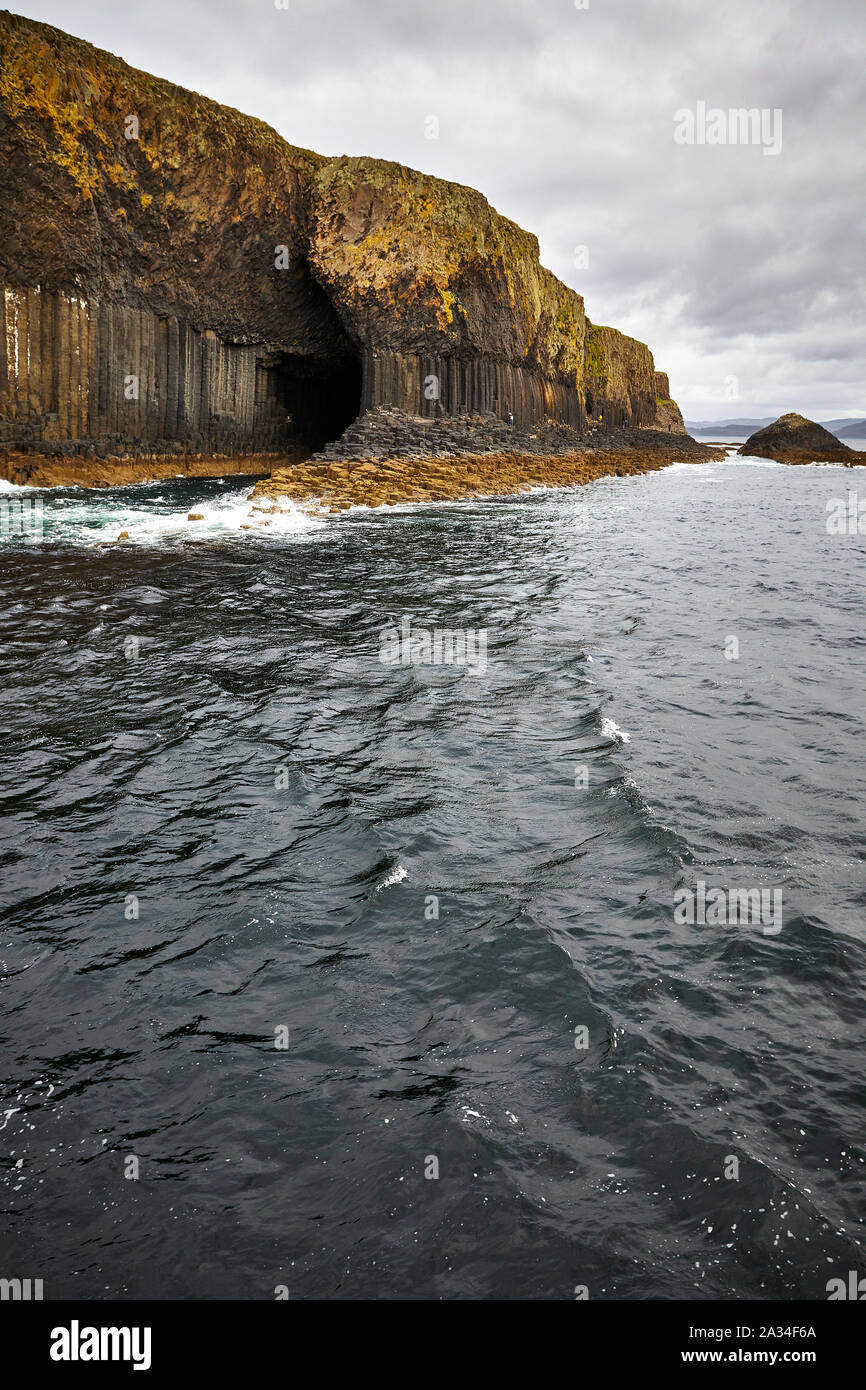 Hexagonal basaltic columns on Staffa, Inner Hebrides, Scotland, UK ...
