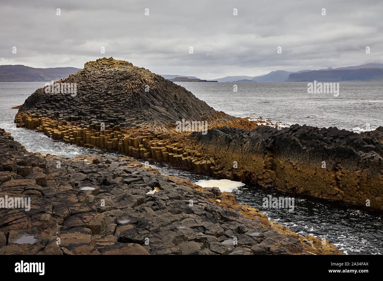 Hexagonal basaltic columns on Staffa, Inner Hebrides, Scotland, UK ...