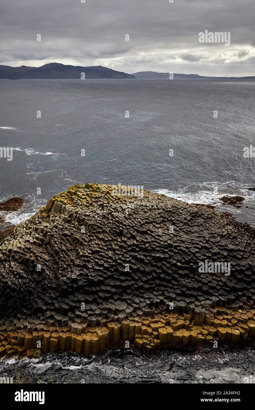 Hexagonal basaltic columns on Staffa, Inner Hebrides, Scotland, UK ...