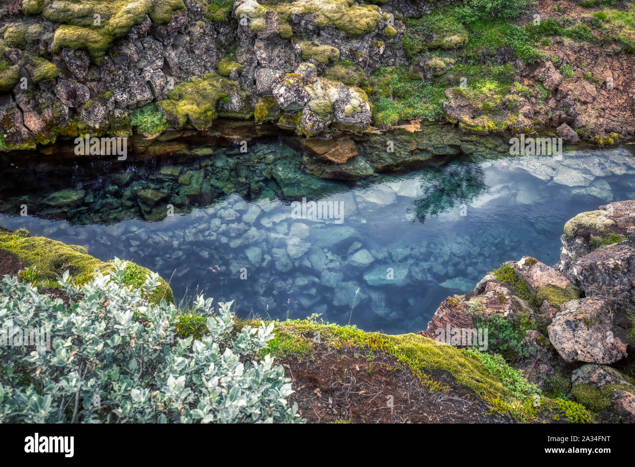 Tectonic rift underwater hi-res stock photography and images - Alamy
