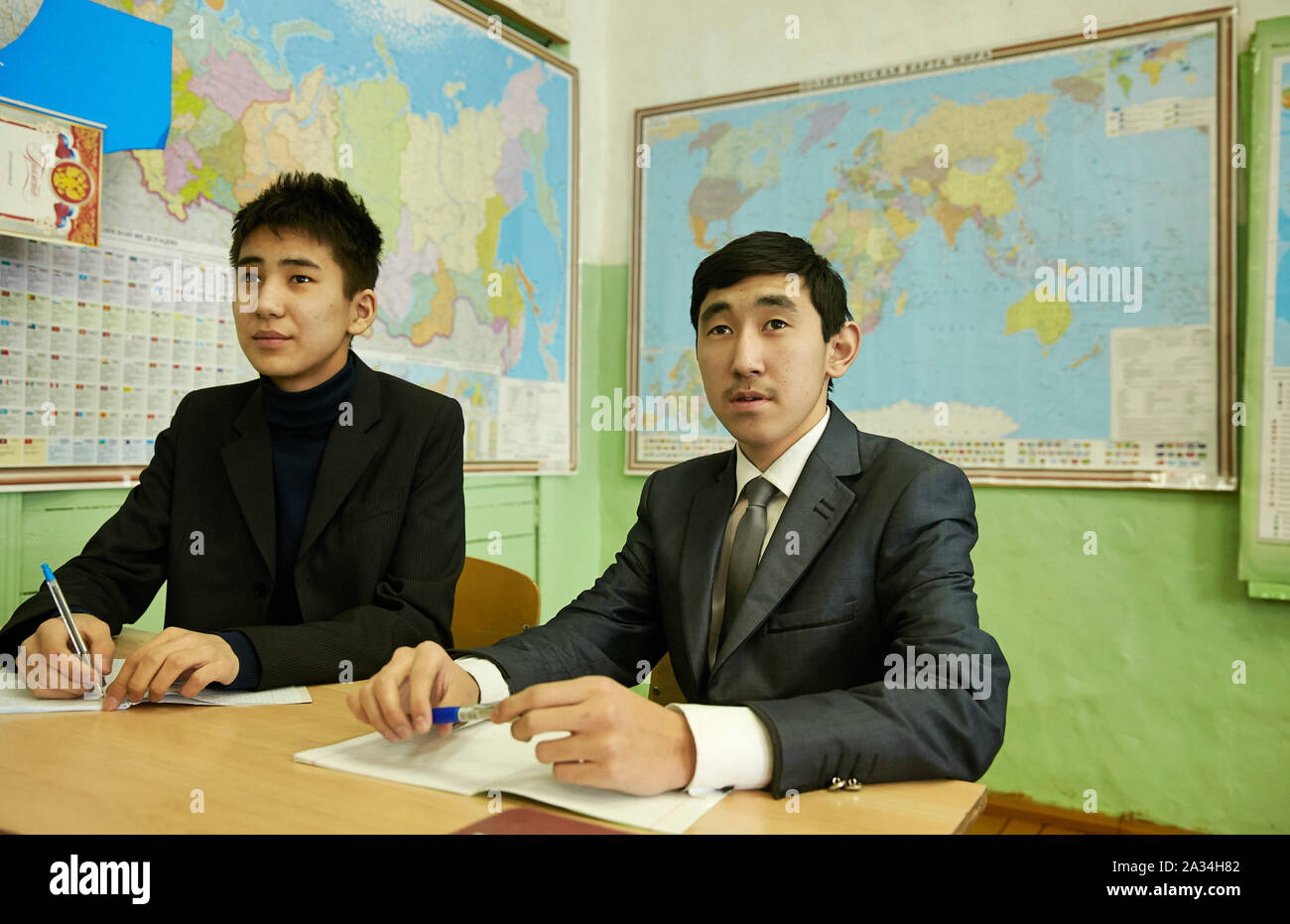 Russia Yakutsk School in a village Uzoktemetsy Boys well dressed 3-02 ...