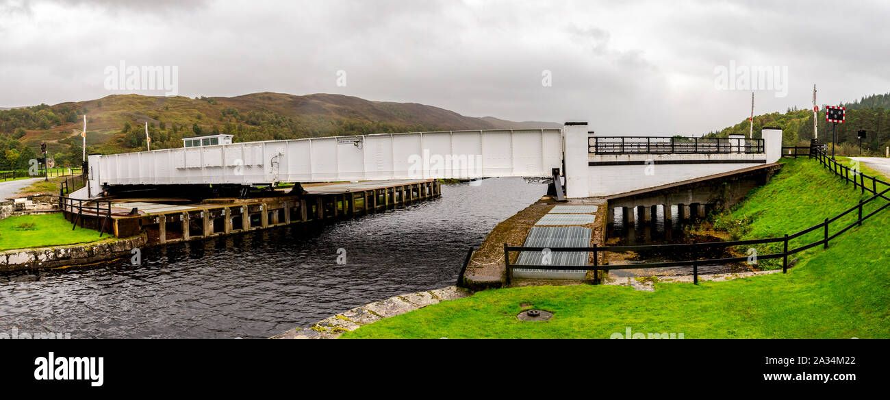 Loch oich view hi-res stock photography and images - Alamy