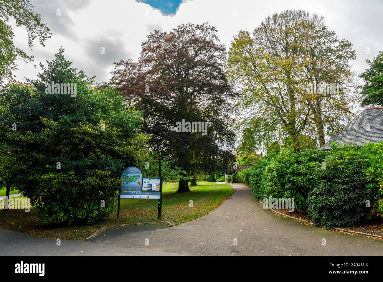 Entrance to Hazlehead park with information stand and map for guests ...