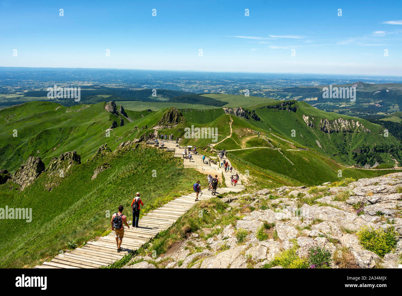 Hikers on way to top of Puy de Sancy, Auvergne Volcanoes Natural ...