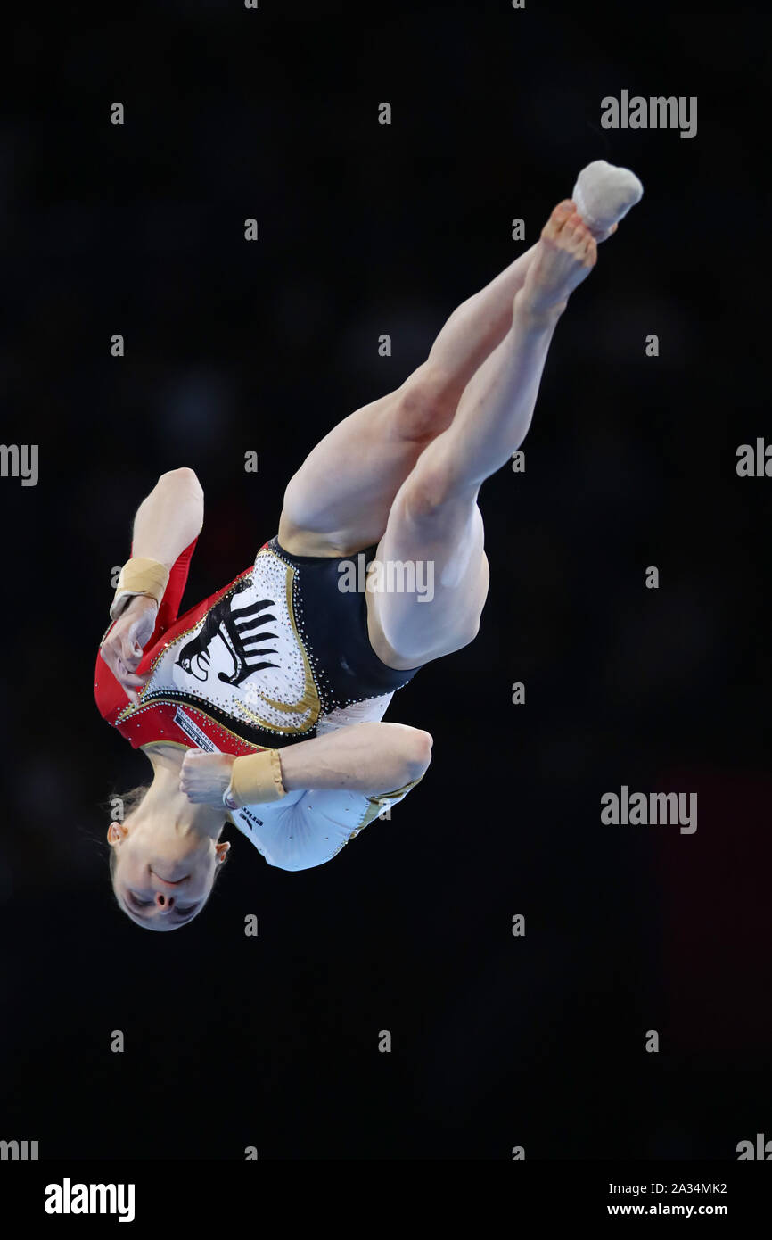 Sarah voss hi-res stock photography and images - Alamy